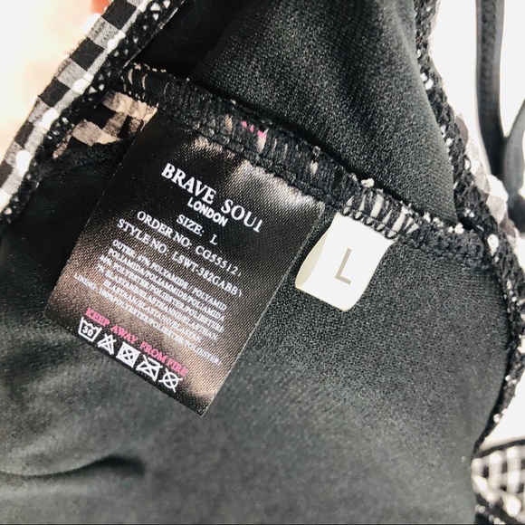 Brave Soul | Swim | Nwot Brave Soul London 2 Piece Seersucker Swimsuit ...